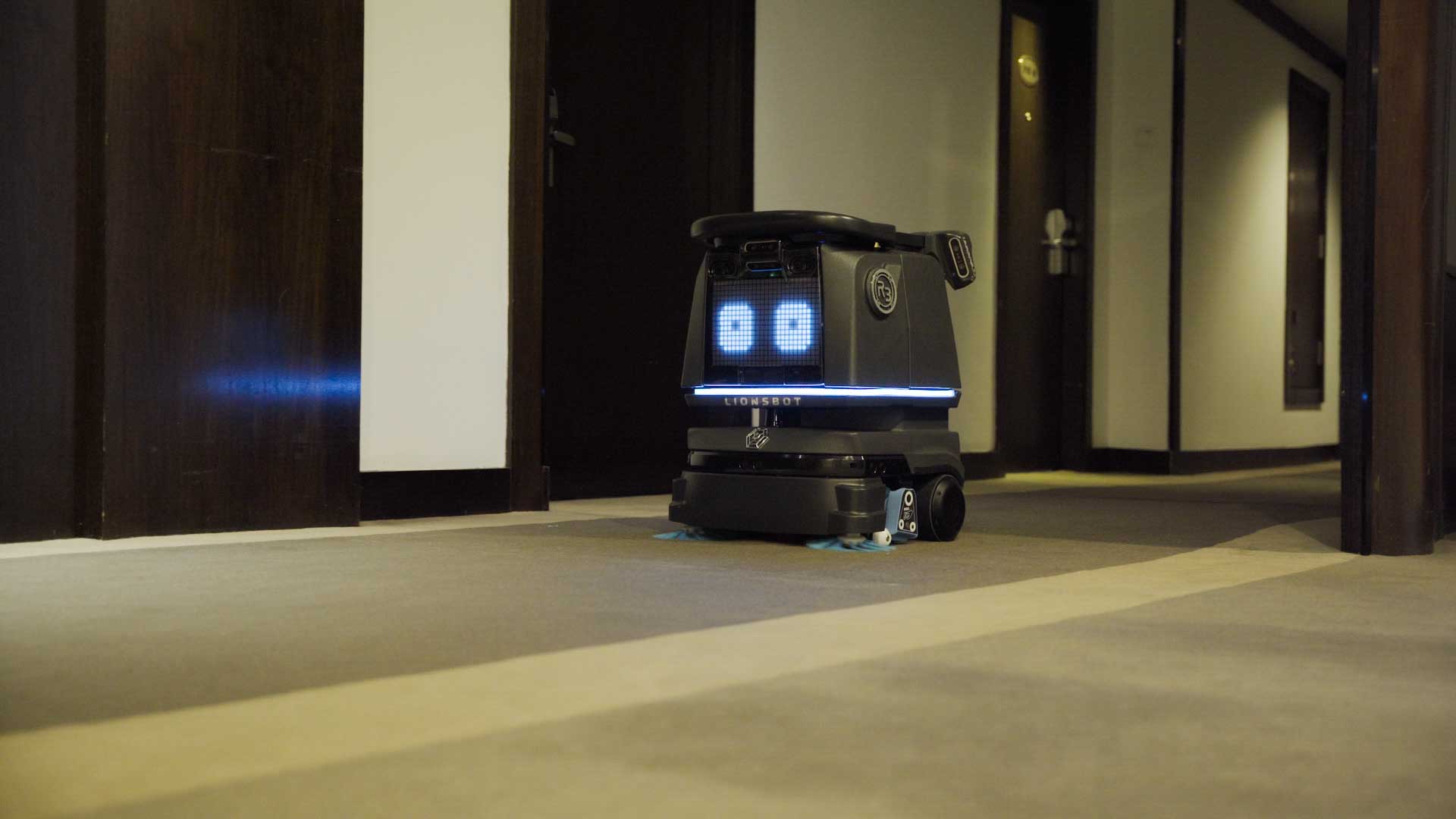 Pristine Group Becomes a UK Distributor for Lionsbot: Revolutionizing Cleaning Efficiency ...